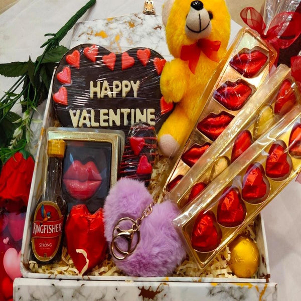 Valentine's Day Combo Gift Box For Couples - Giftsholic
